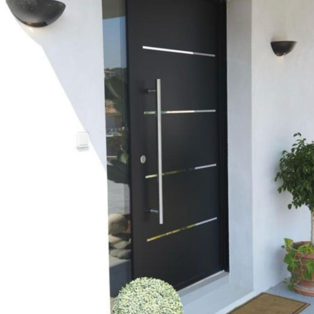 Produção de Portas de entrada em alumínio | PerfilCávado